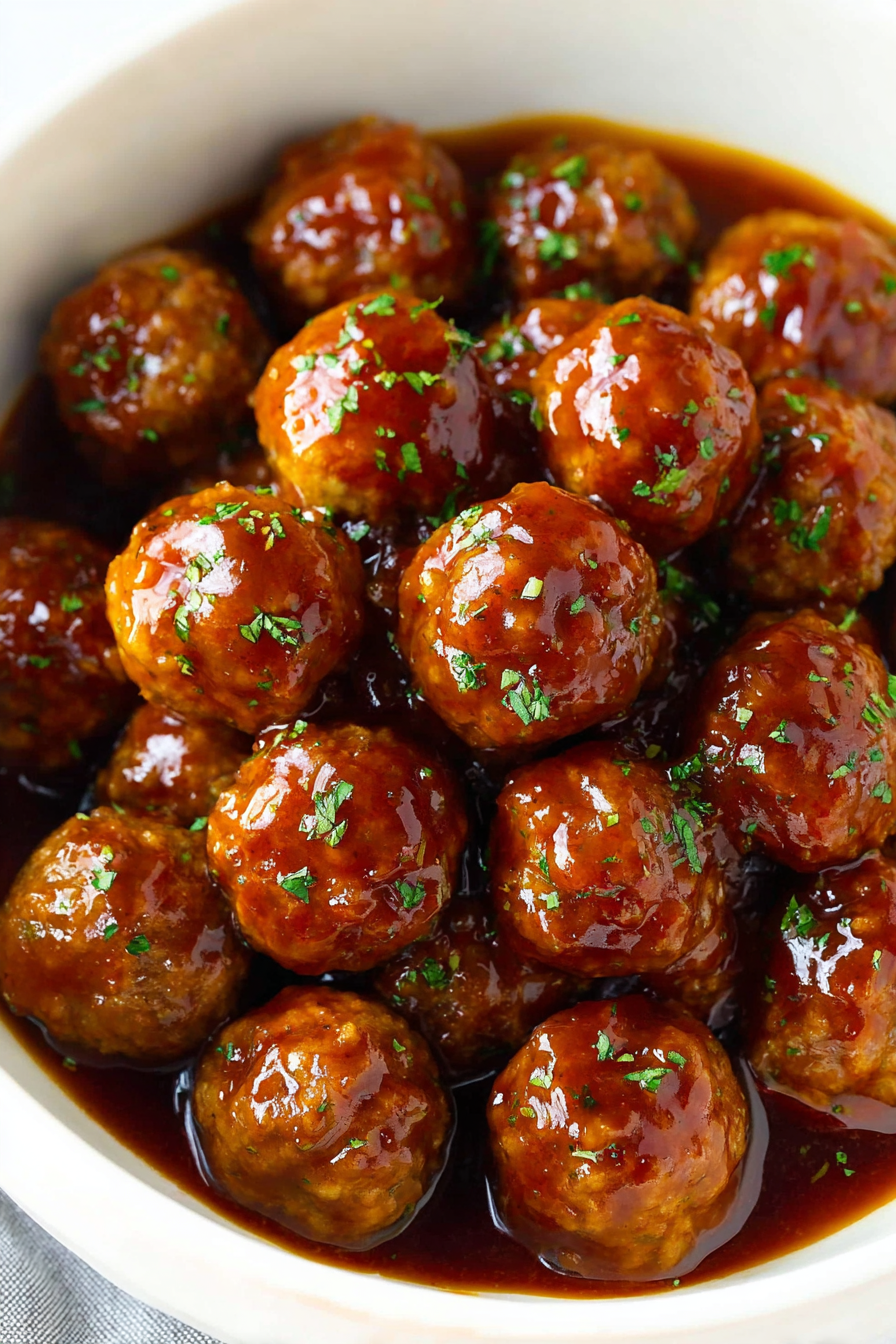 The Best Sweet & Sour Crock Pot Meatballs – savorandnest.com